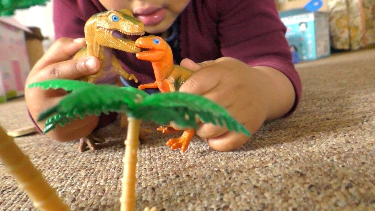 Dinosaur fun! - Sarura Kids